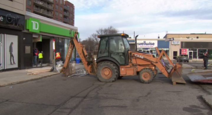 Construction equipment used to smash into Toronto bank, ATM taken ...