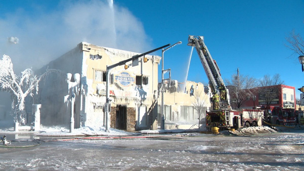 Edmonton fire fighters battle dangerously cold weather during early ...