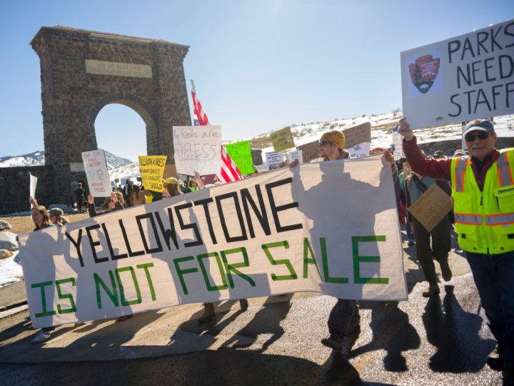 Thousands descend on U.S. national parks to protest firings - National ...