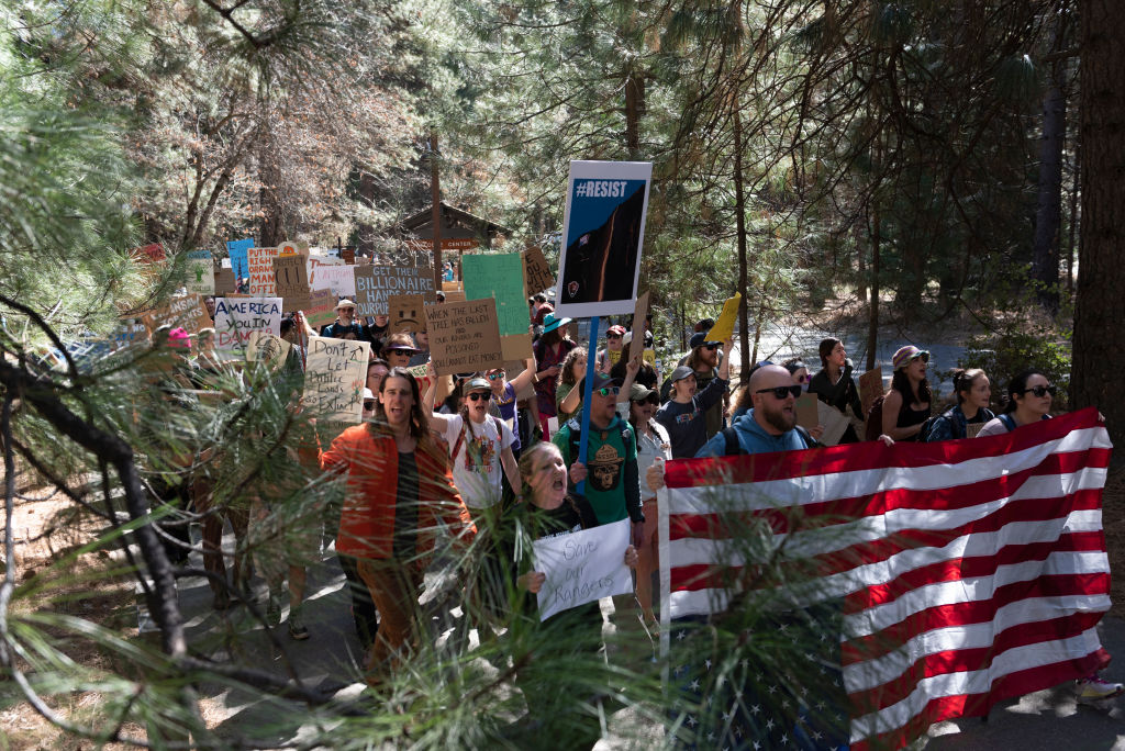 Thousands descend on U.S. national parks to protest firings | Q107 Toronto