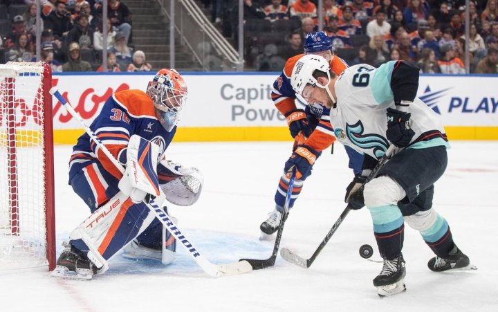 Stuart Skinner injury prompts Oilers to recall Olivier Rodrigue on ...