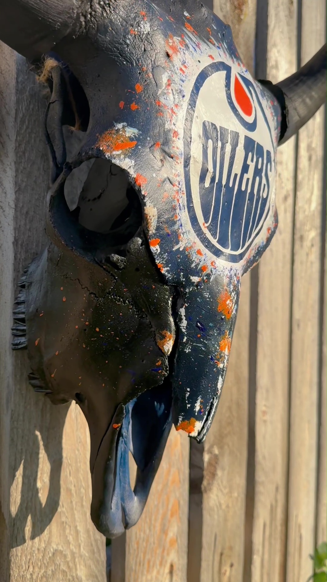 Artists craft unique Edmonton Oilers pieces during Stanley Cup final ...