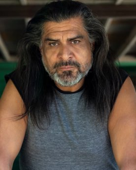 Jennifer Lopez introduces her child onstage using gender-neutral ...