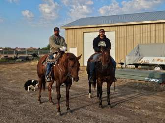 Justin Trudeau continues northern tour in Yellowknife, to hold town ...