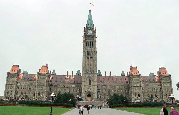 Peace Tower to temporarily lose iconic green colour due to new copper ...